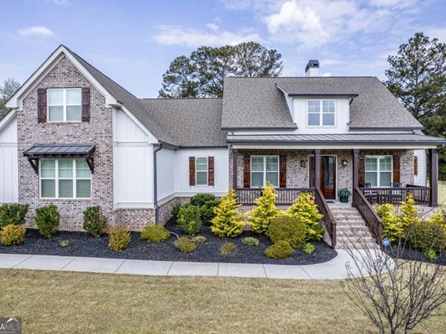 1180 Summerfield Ln, Bogart, GA 30622