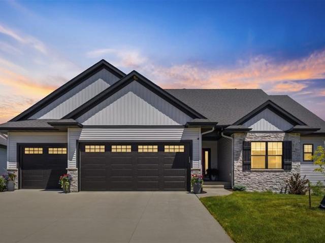 1180 Salm Dr, North Liberty, IA 52317