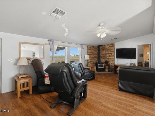 1180 w rolling hills road