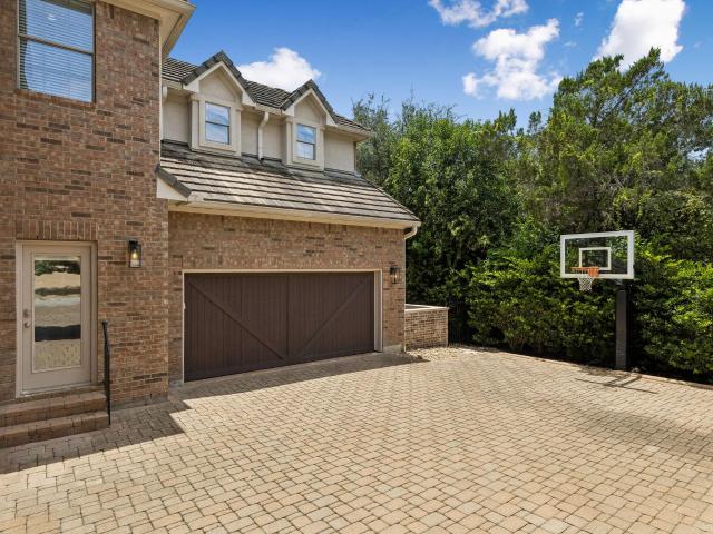 11813 Eagles Glen Dr