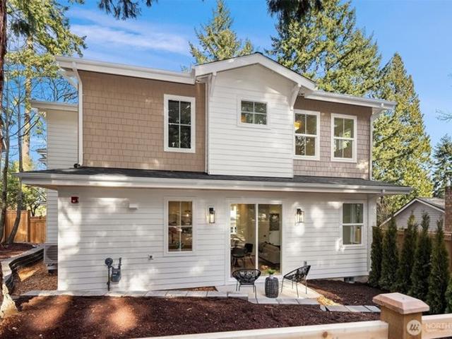 11810 NE 103rd Pl, Kirkland, WA 98033