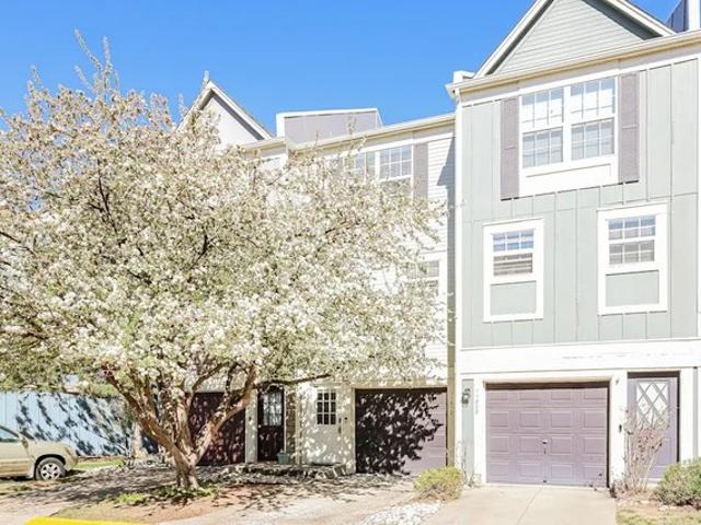 11811 E Kepner Dr, Aurora, CO 80012