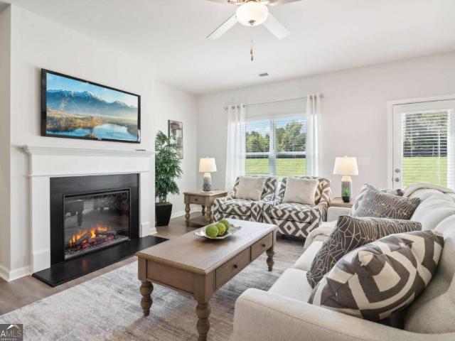 11812 Neely Lane