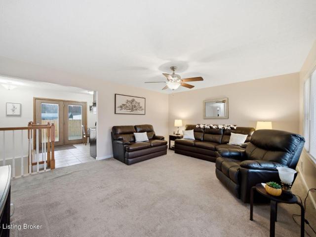11815 Mahogany Dr