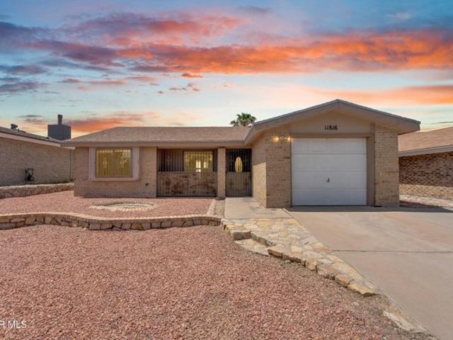 11816 Tracy Austin Ln, El Paso, TX 79936