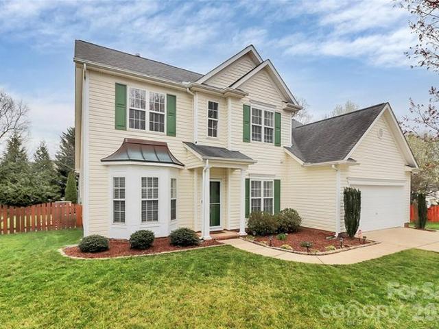 11816 Pheasant Ln, Charlotte, NC 28277
