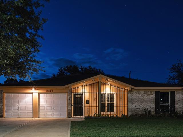 11819 S Ridgewood Circle