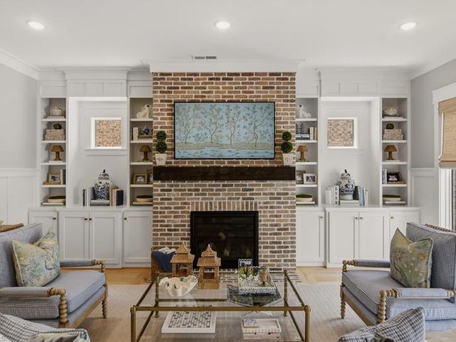 1181 Maple Chase Lane