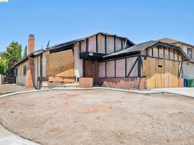 1181 Buchanan Way