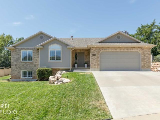 1181 E 5700 S, South Ogden, UT 84405