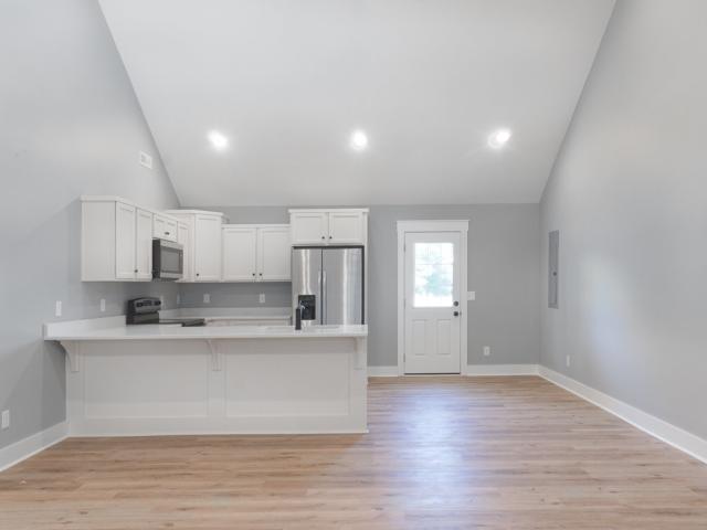 1181 Hilltop Drive