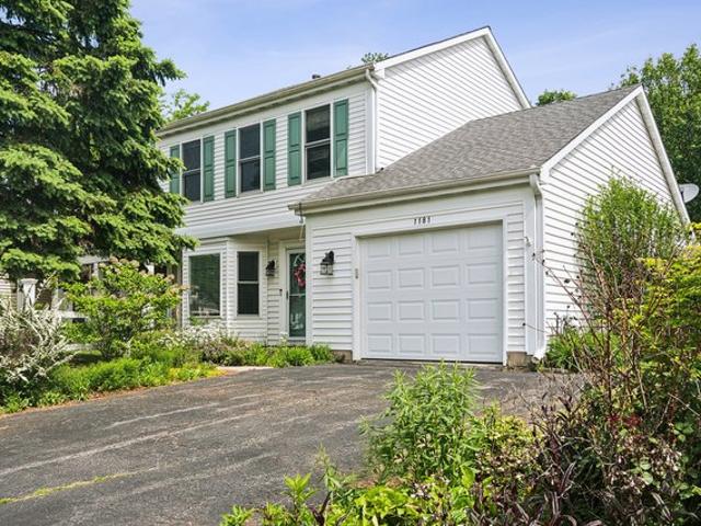 1181 Regent Dr, Mundelein, IL 60060