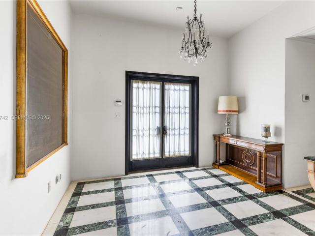 1181 S Alhambra Cir, Coral Gables, FL 33146 | MLS #A11727