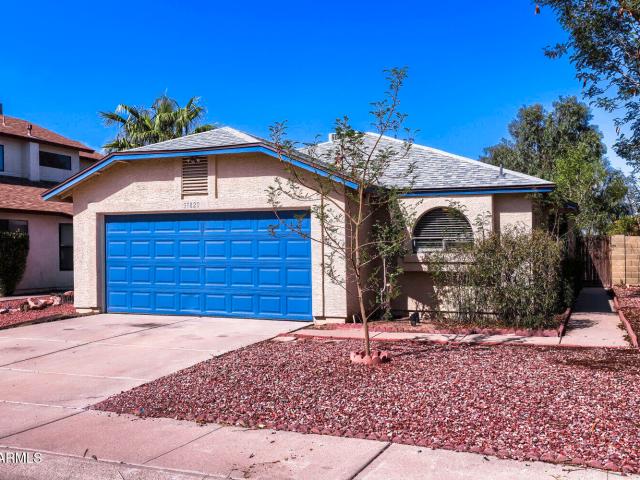 11820 N 75TH Drive