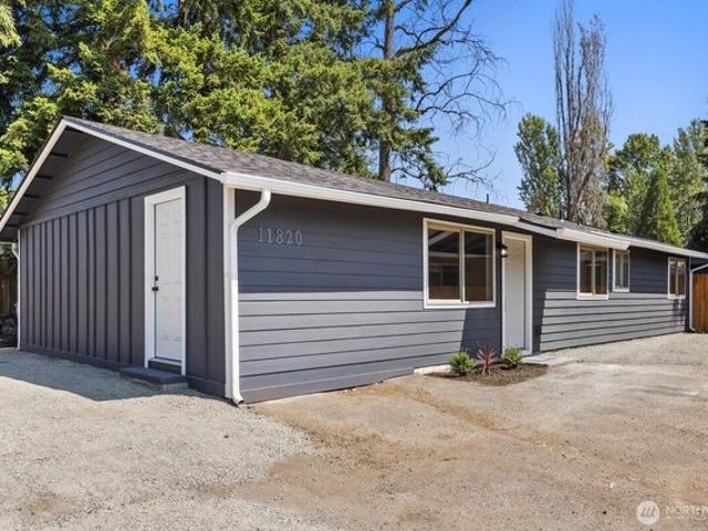 11820 SE 318th Pl, Auburn, WA 98092