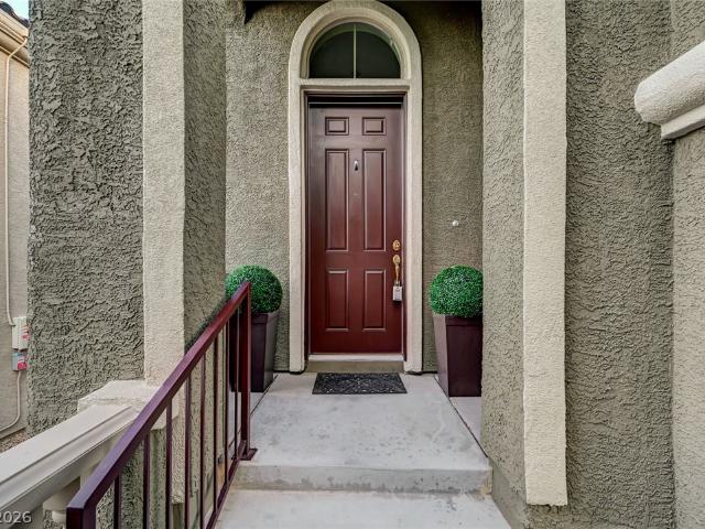 11821 Luna Del Mar Lane