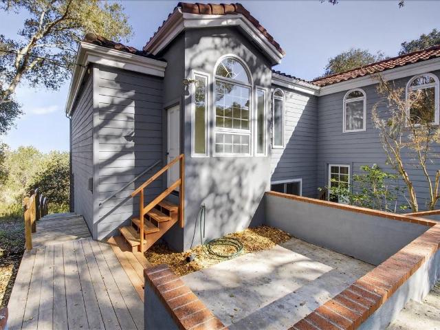 11827 Saddle Road, Monterey, US, CA