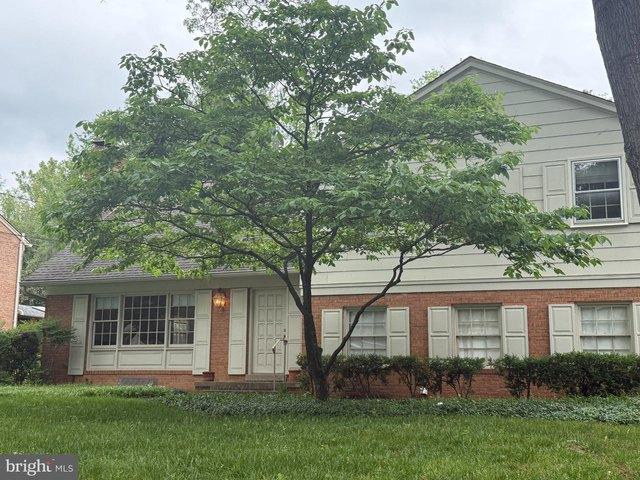 11825 Goya Dr, Potomac, MD 20854