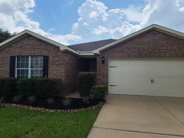 11826 Belle Ct, Pinehurst, TX 77362
