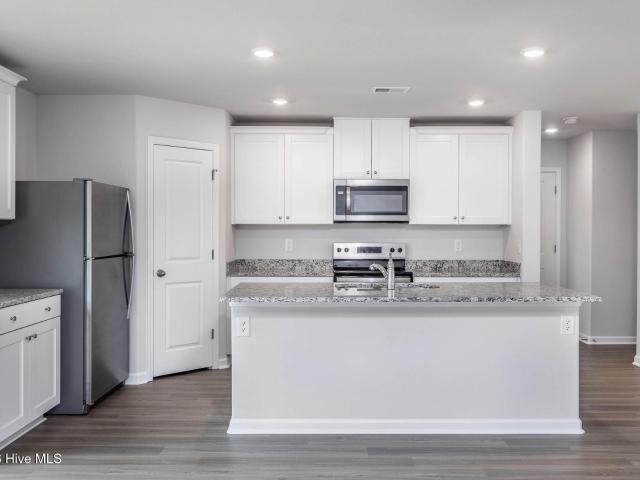 11826 International Drive