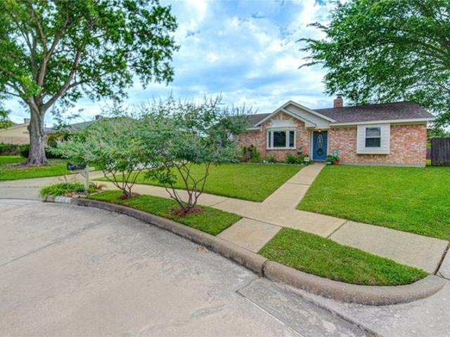 11826 Monticeto Ln, Meadows Place, TX 77477