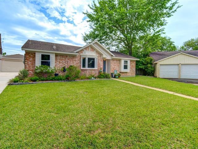 11826 Monticeto Lane