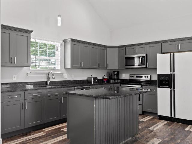 1182 Dedmon Road