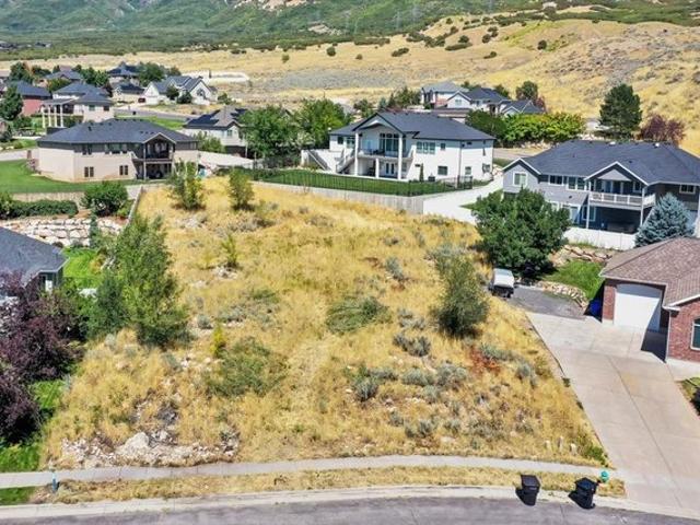 1182 E 3250 N, North Ogden, UT 84414