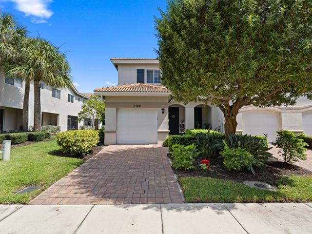 1182 Paisley Ct, Lake Worth, FL 33461
