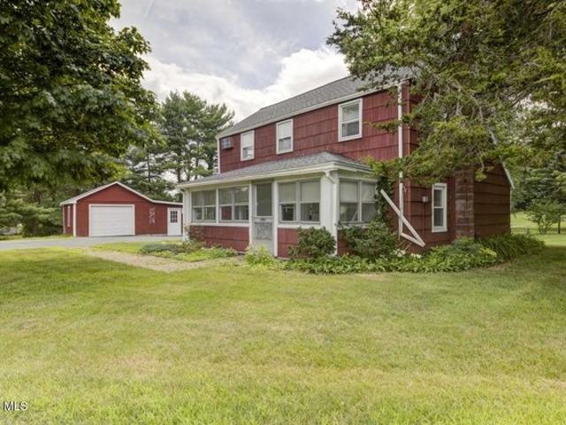 1182 Van Hoesen Rd, Castleton On Hudson, NY 12033
