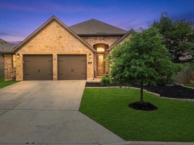 1182 Yaupon Loop
