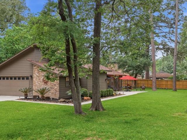 11830 Cranberry Ln, Montgomery, TX 77356