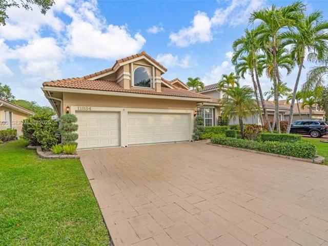 11834 Highland Pl, Coral Springs, FL 33071