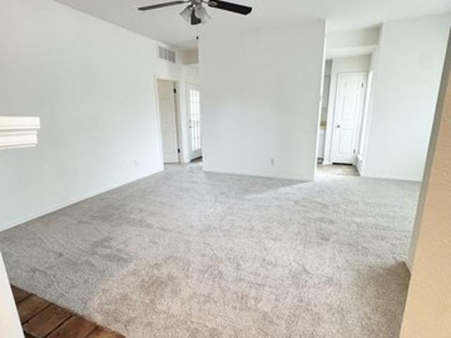 11839 Parliament St Apt 221, San Antonio, TX 78216
