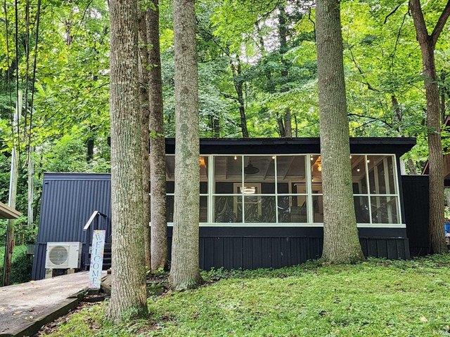 1183 N Idlewild Lake Rd, Jasper, IN 47546