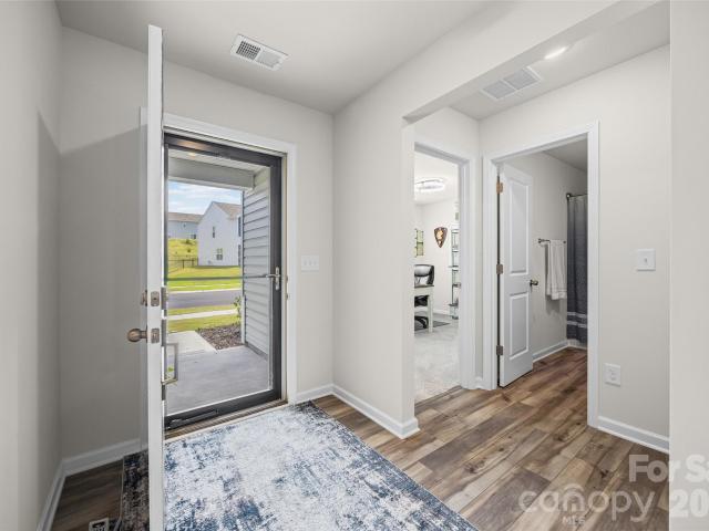 1183 Blackburn Circle # 148