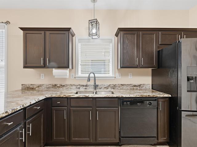 1183 harbor river dr