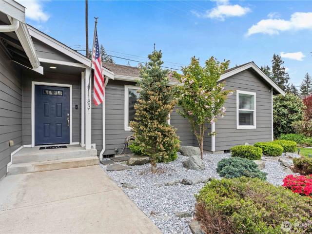 1183 rd Ave Ct E, Puyallup, WA 98373 | MLS #2514 | Compass