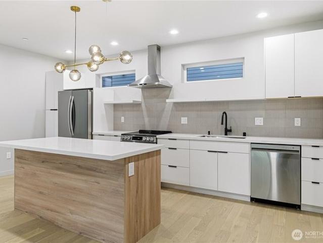1183 th Ave S Unit B, Seattle, WA 98178