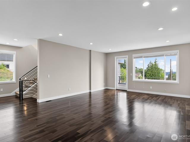 1183 th Avenue S