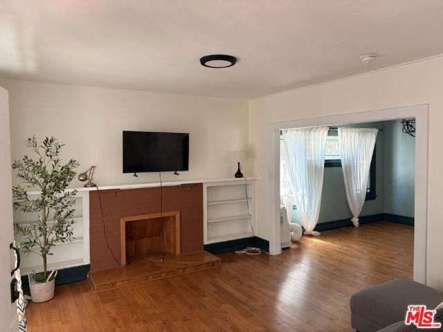 1183 W 37th Drive