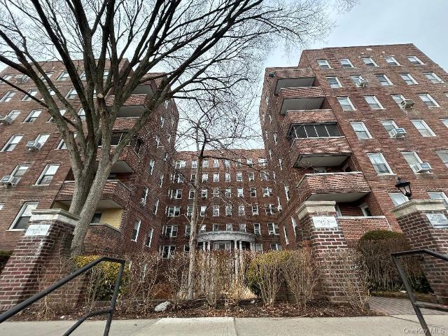 118 1 th Avenue 418