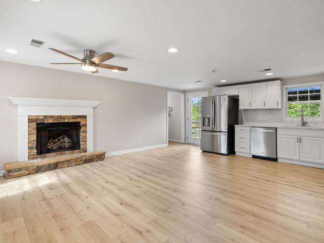 118 Cages Ferry Rd