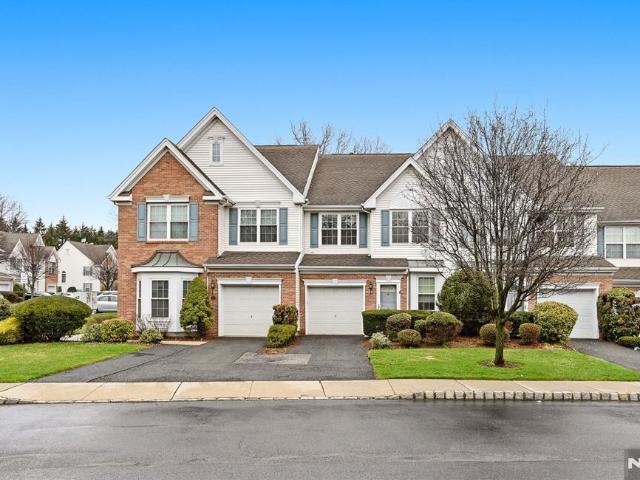 118 Cambridge Drive # 1067