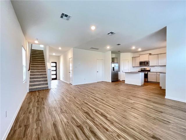 118 Canley Loop