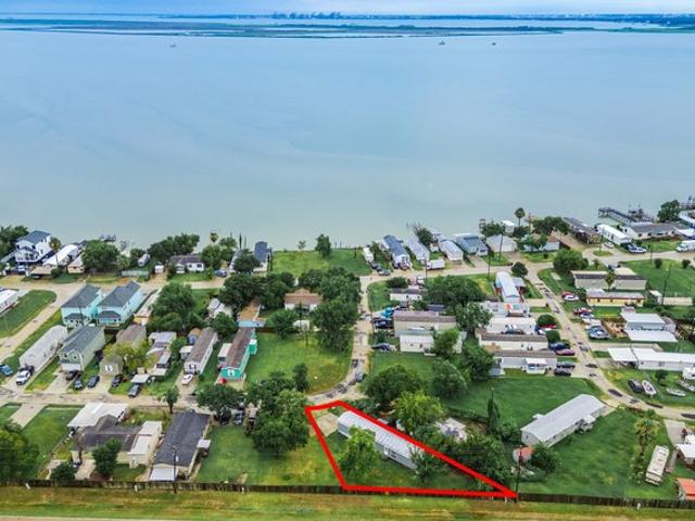 118 Canvasback Cay St N, Baytown, TX 77523