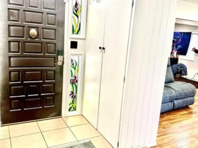 118 Cedar St, Bakersfield, CA 93304
