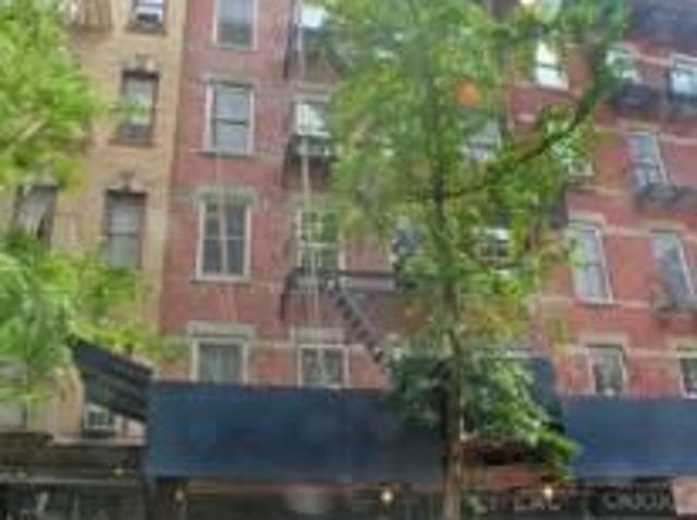 118 Christopher Street: 1 bd 1 ba