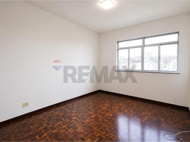 118 Área Útil Apartamento Alugar, 3 Dormitórios localizado em Centro, Juiz de Fora, Minas Gerais, 36016240 | Brasil