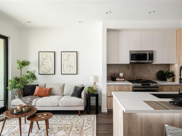 118 Astronaut Ellison S Onizuka St, Unit 204, Los Angeles, CA 90012 | MLS #PF26093 | Compass